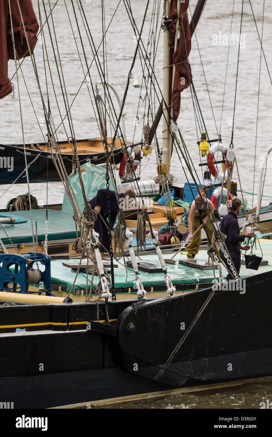 Thames barge rigging hi-res stock photography and images - Alamy