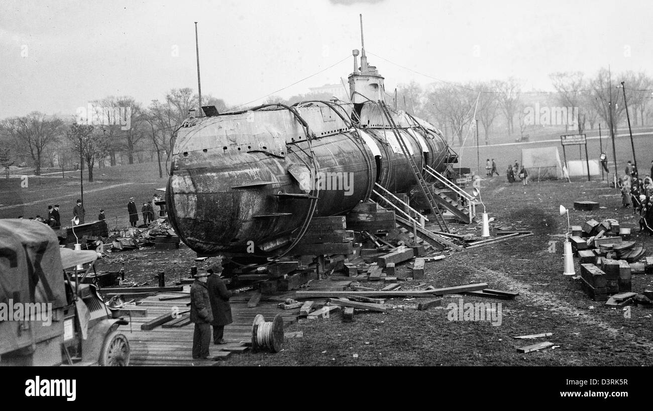 Remains of German U-Boat, circa 1918 Stock Photo - Alamy