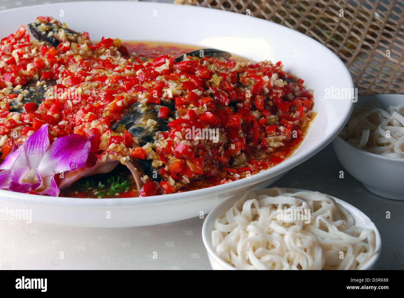 Fish head noodles hi-res stock photography and images - Alamy