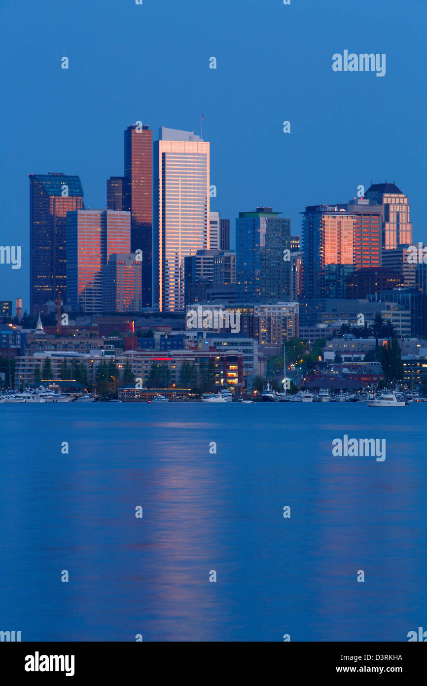 The Seattle skyline at sunset. Seattle, Washington. USA Stock Photo - Alamy