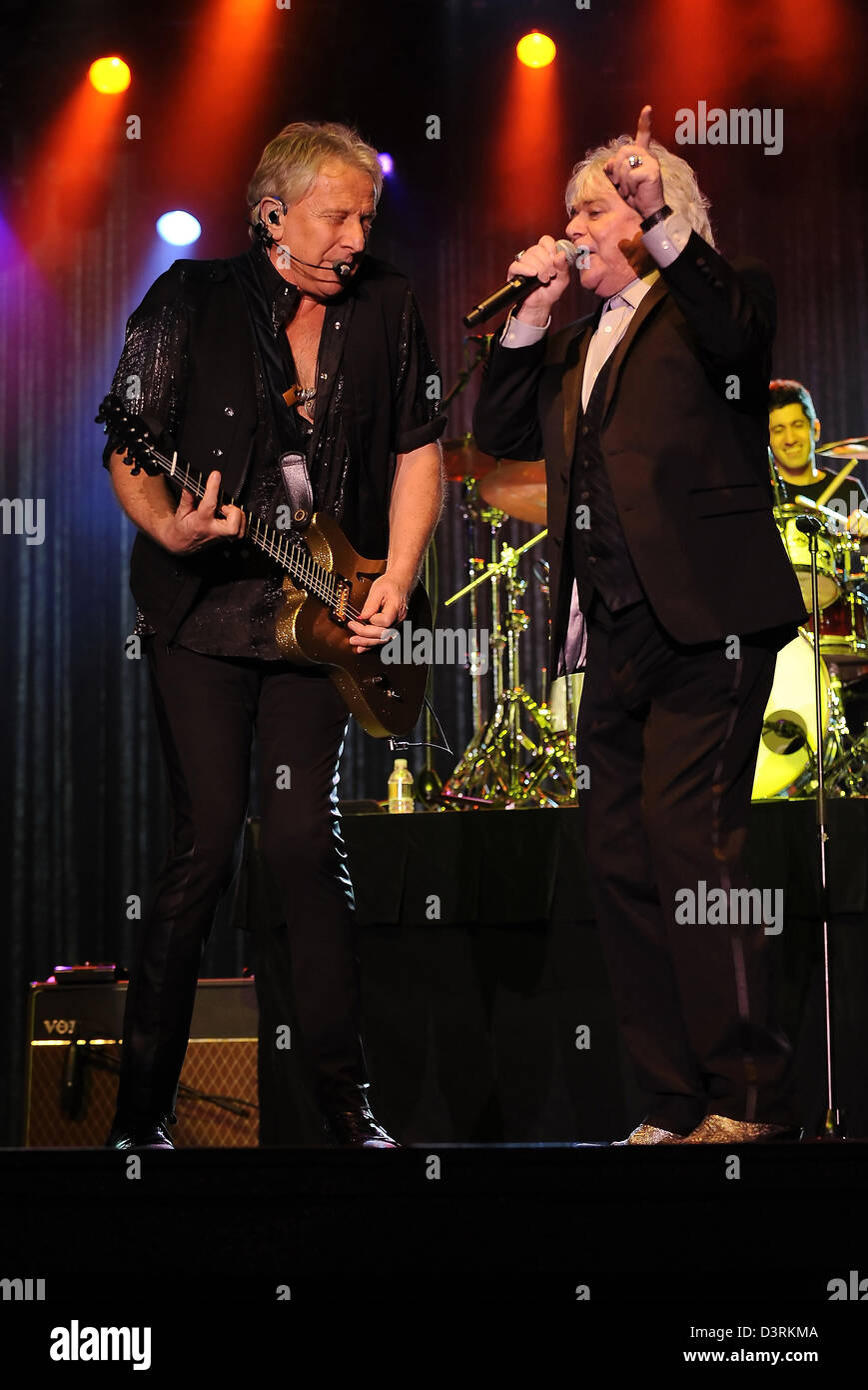 Russell hitchcock and graham russell hi-res stock photography and ...