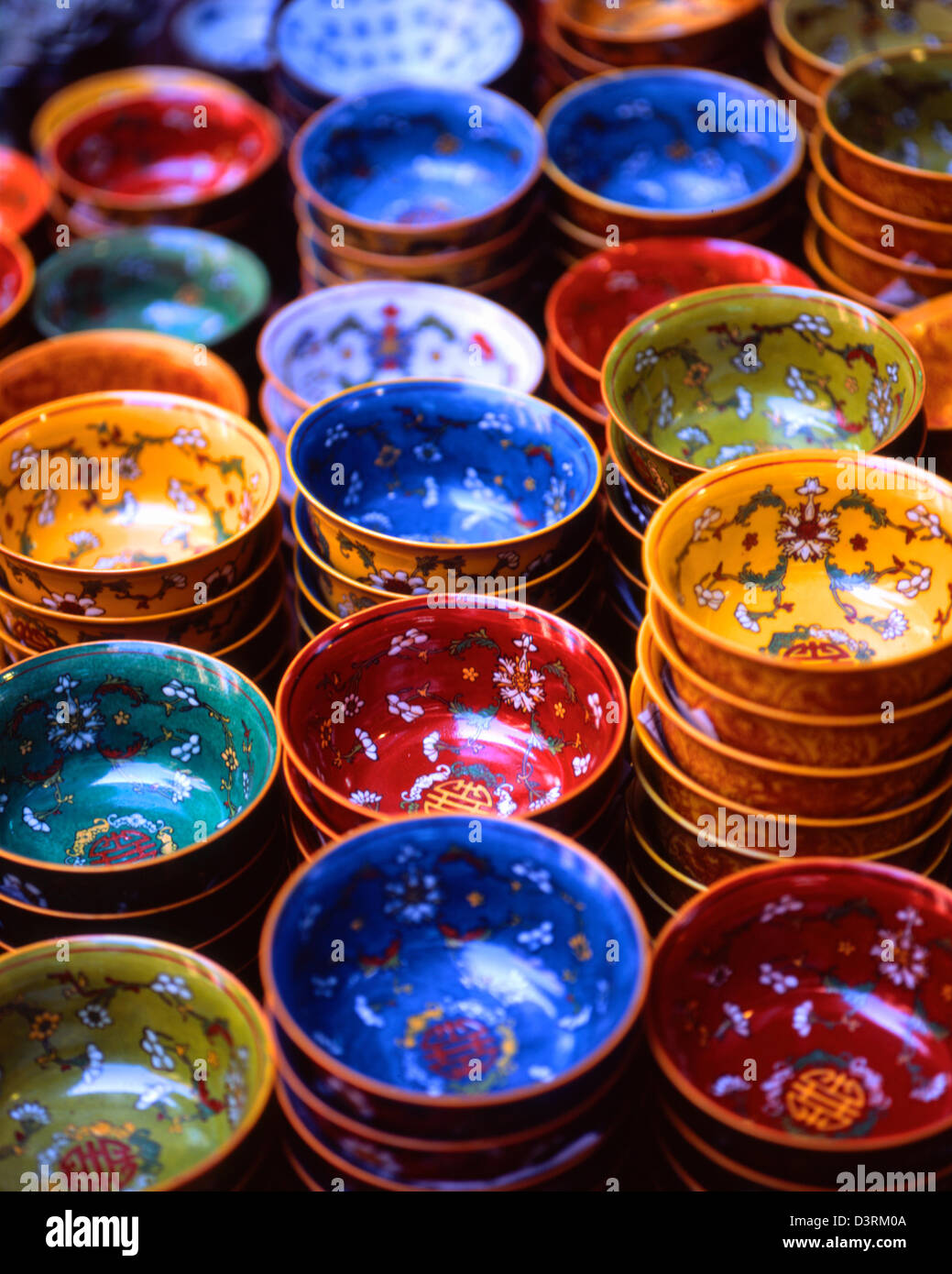 Chinese bowls hi-res stock photography and images - Alamy
