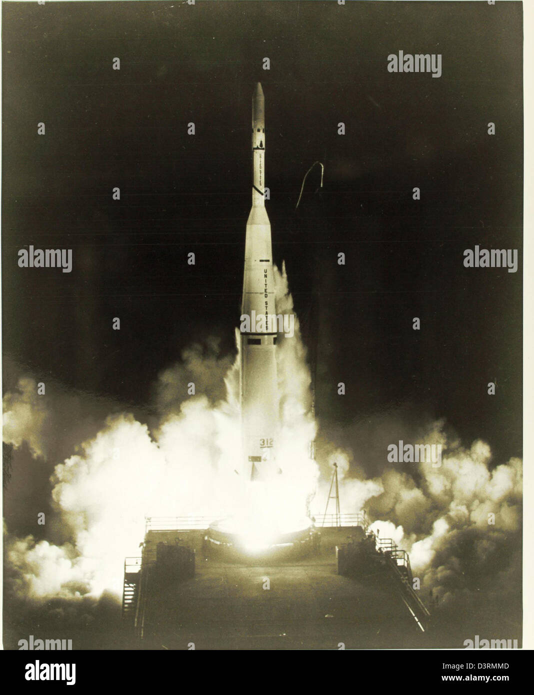 Space delta 12 hi-res stock photography and images - Alamy