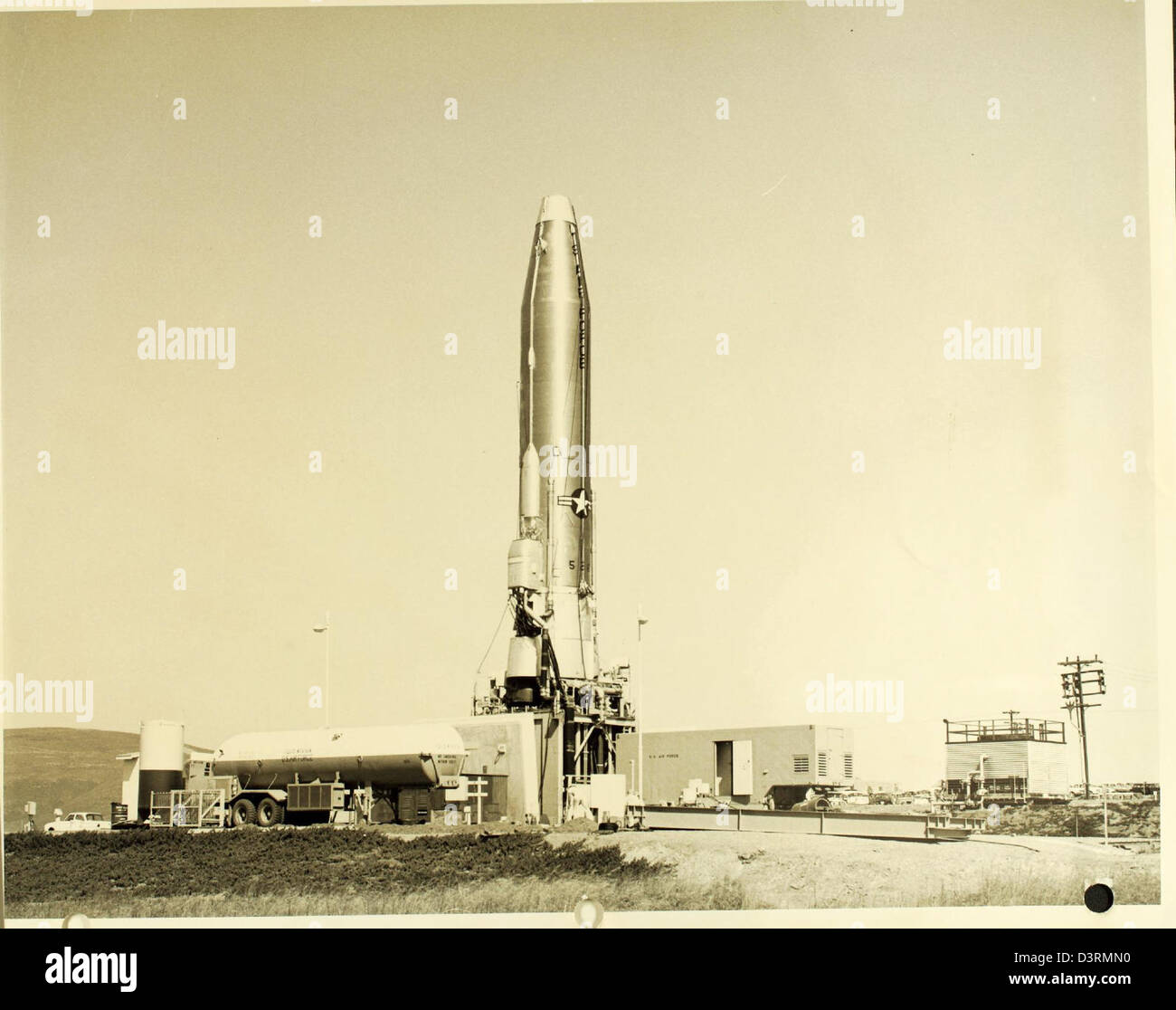 Silo based missile hi-res stock photography and images - Alamy