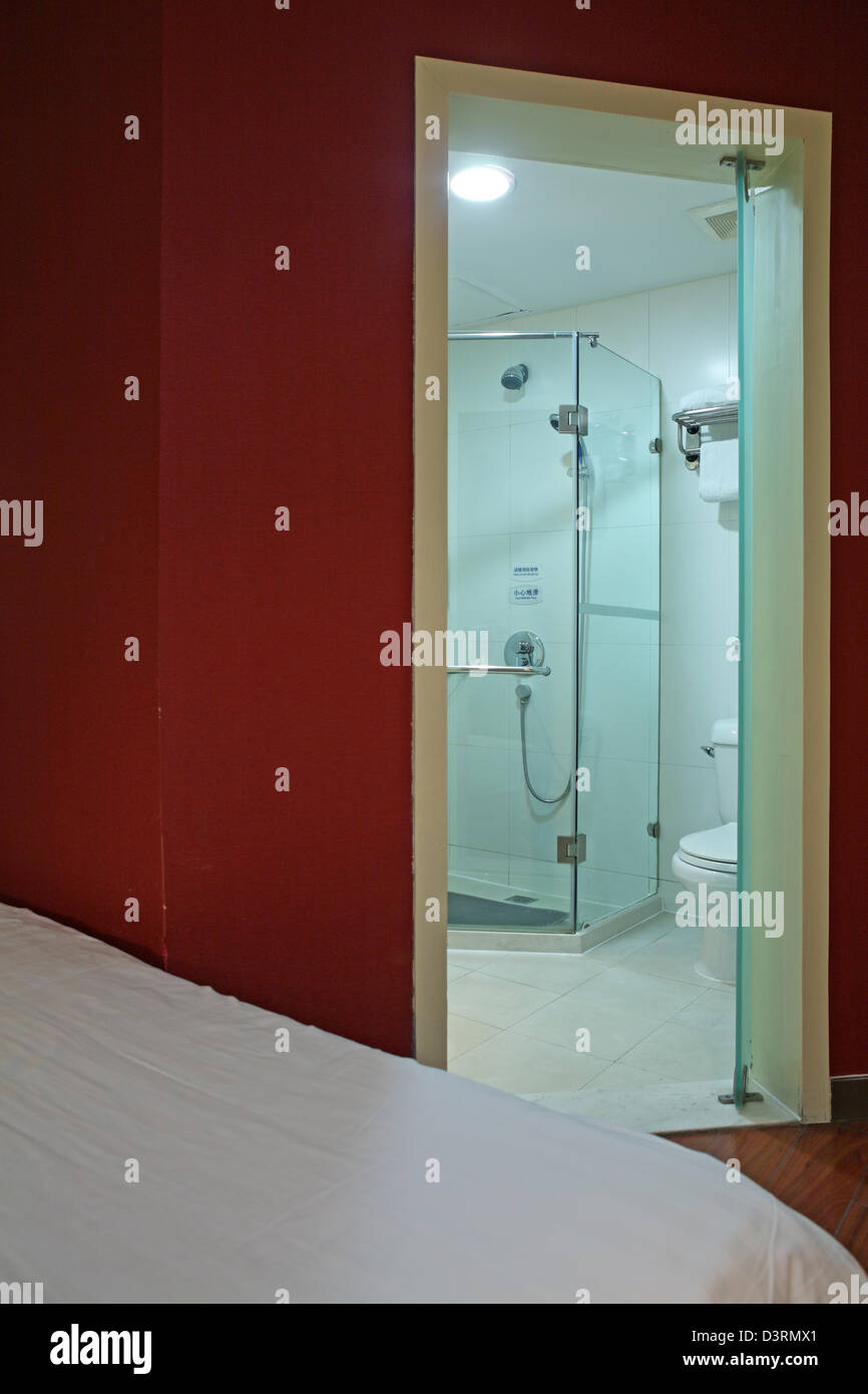 modern style of the decoration of the motel rooms Stock Photo - Alamy