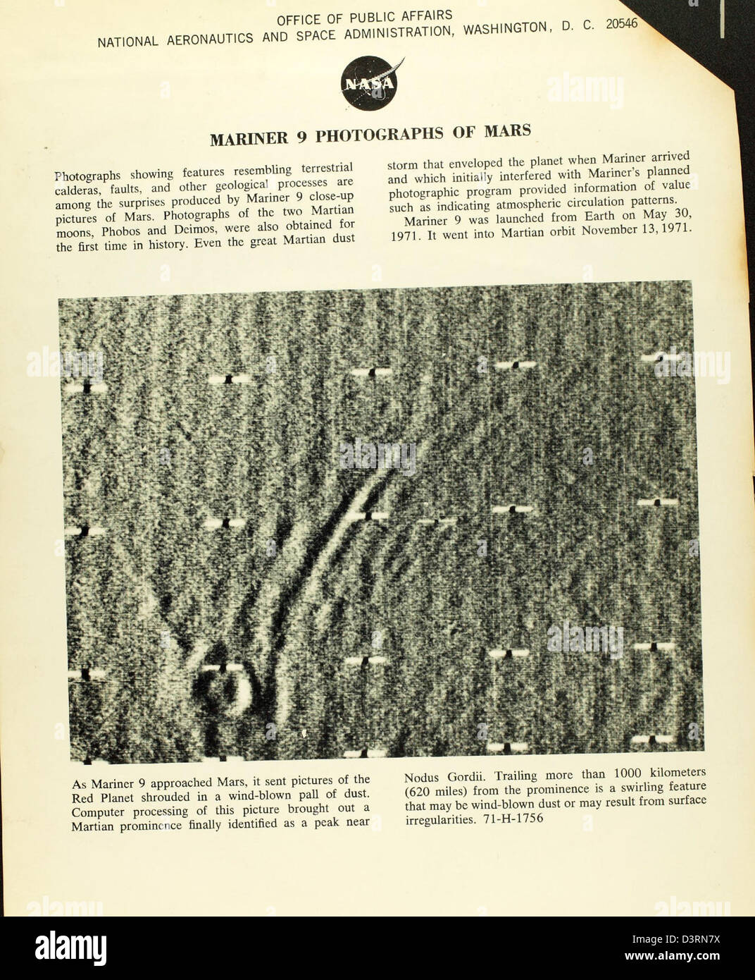 A glossy photograph of the Mariner spacecraft, which explored Mars ...