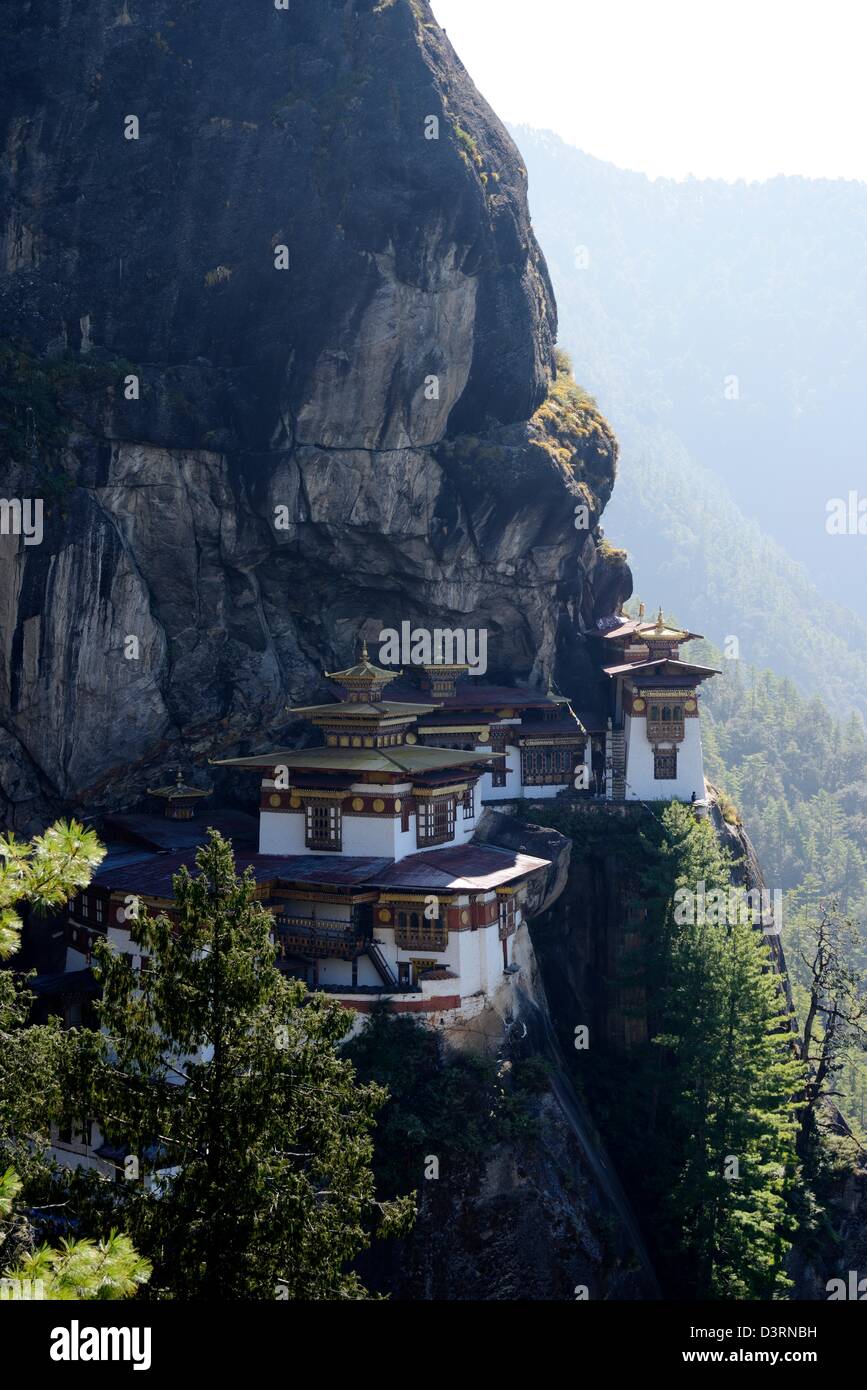 Cliff hi res hi-res stock photography and images - Alamy