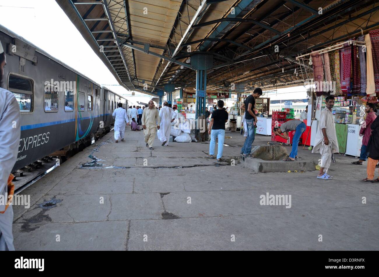 Rohri junction hi-res stock photography and images - Alamy