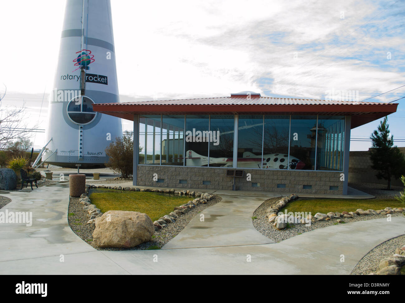 Roton hi-res stock photography and images - Alamy