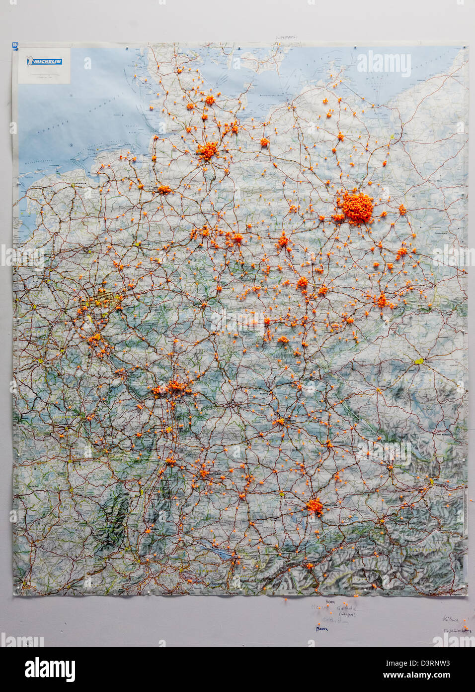 Map berlin pins hi-res stock photography and images - Alamy
