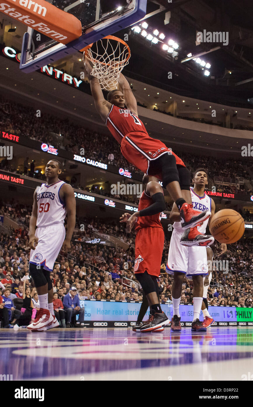 Chris Bosh Dunk Wallpaper