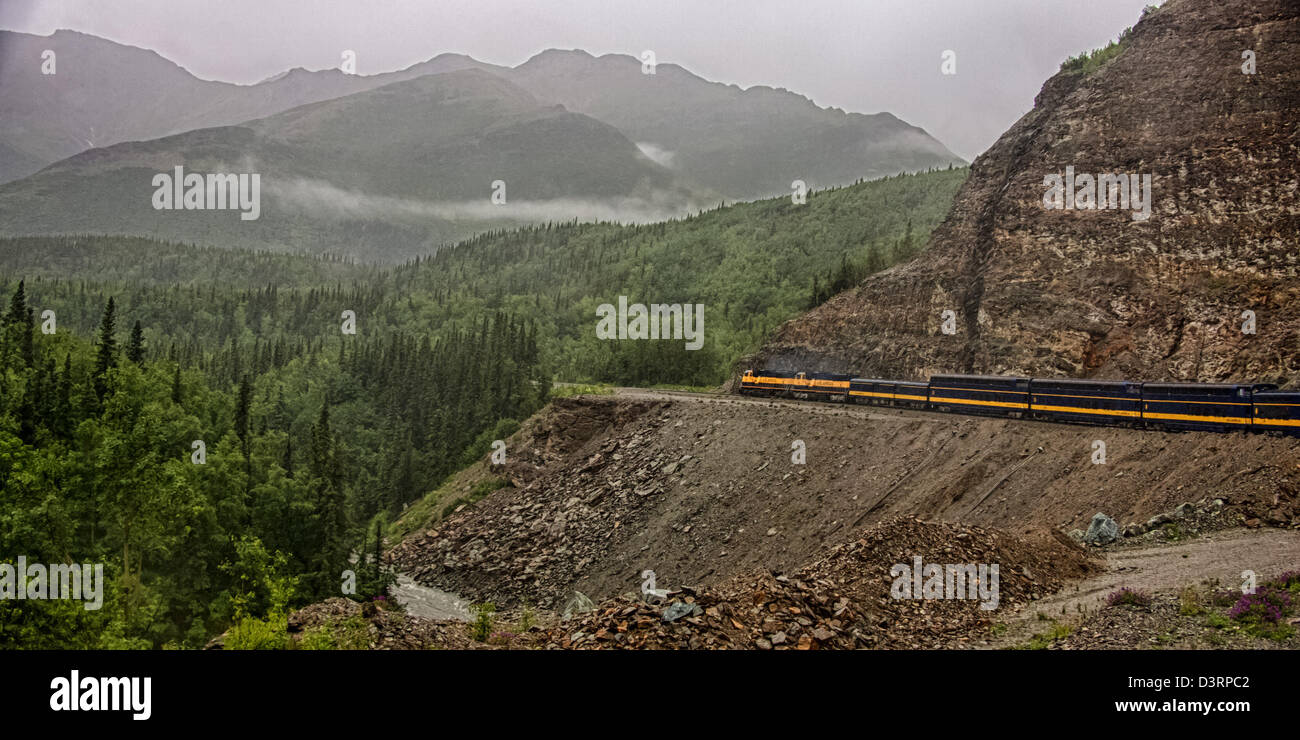 Glass domed train hi-res stock photography and images - Alamy