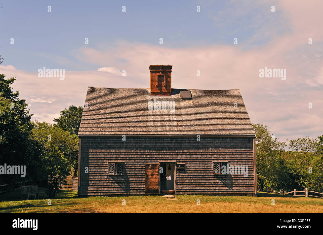 Oldest house on nantucket hi-res stock photography and images - Alamy