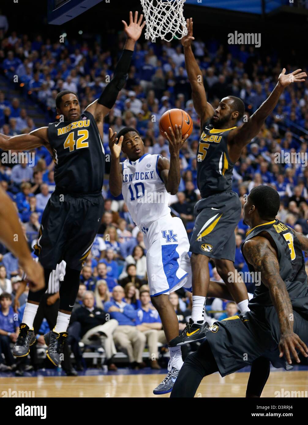 Drew bell hi-res stock photography and images - Alamy