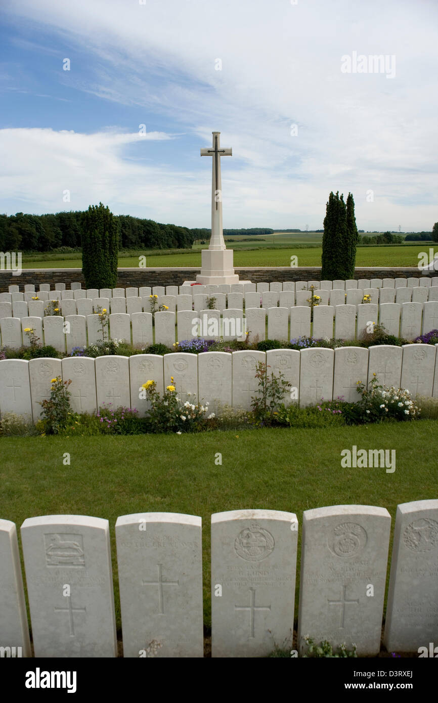 Queens cemetery hi-res stock photography and images - Alamy