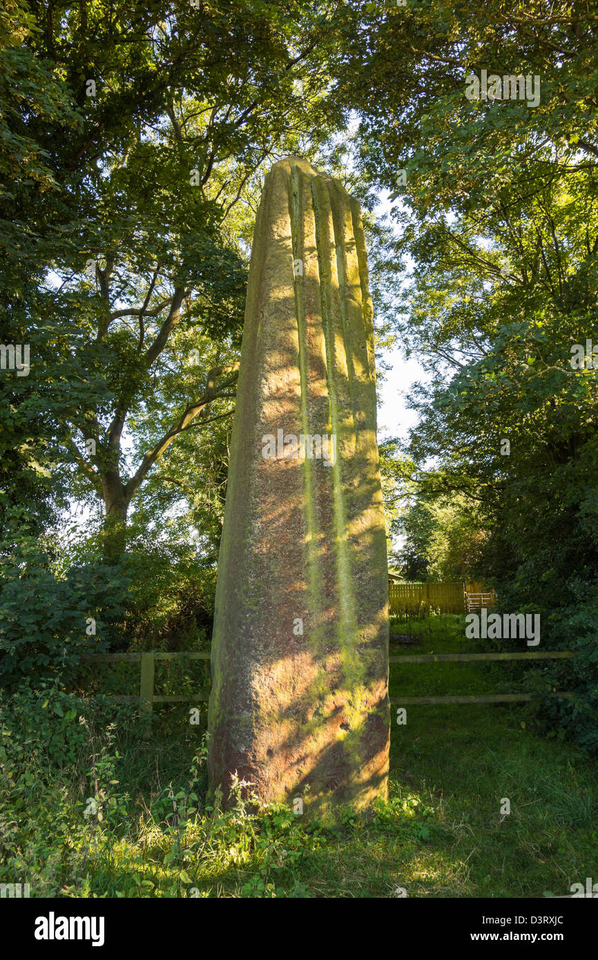 Devils arrows standing boroughbridge north hi-res stock photography and ...