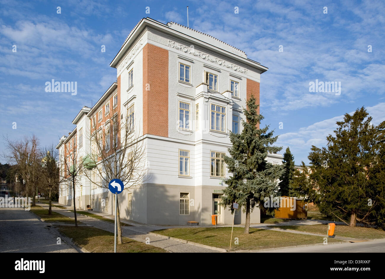 Otto wagner hospital hi-res stock photography and images - Alamy