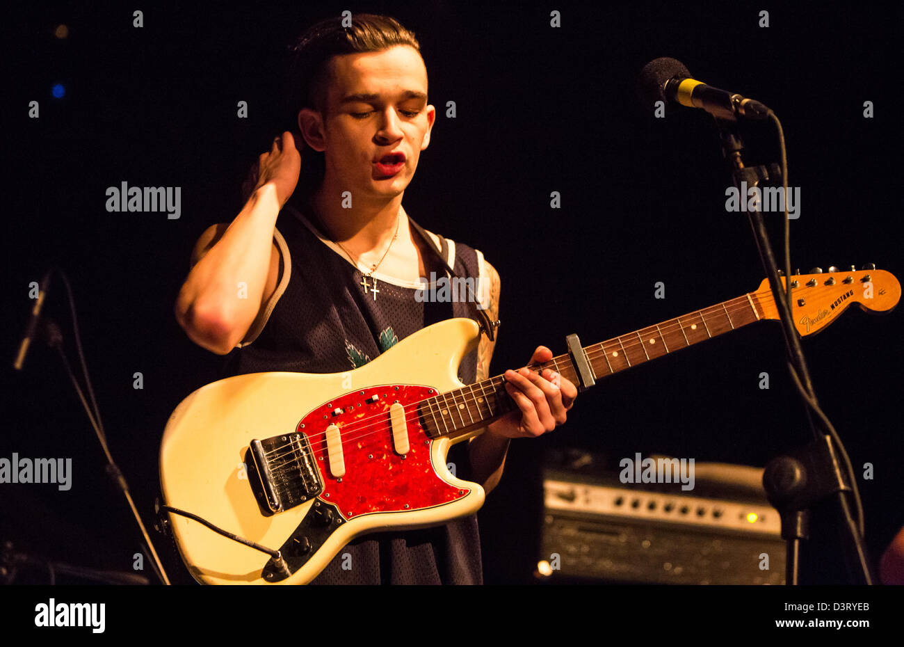 Ross macdonald the 1975 hi-res stock photography and images - Alamy