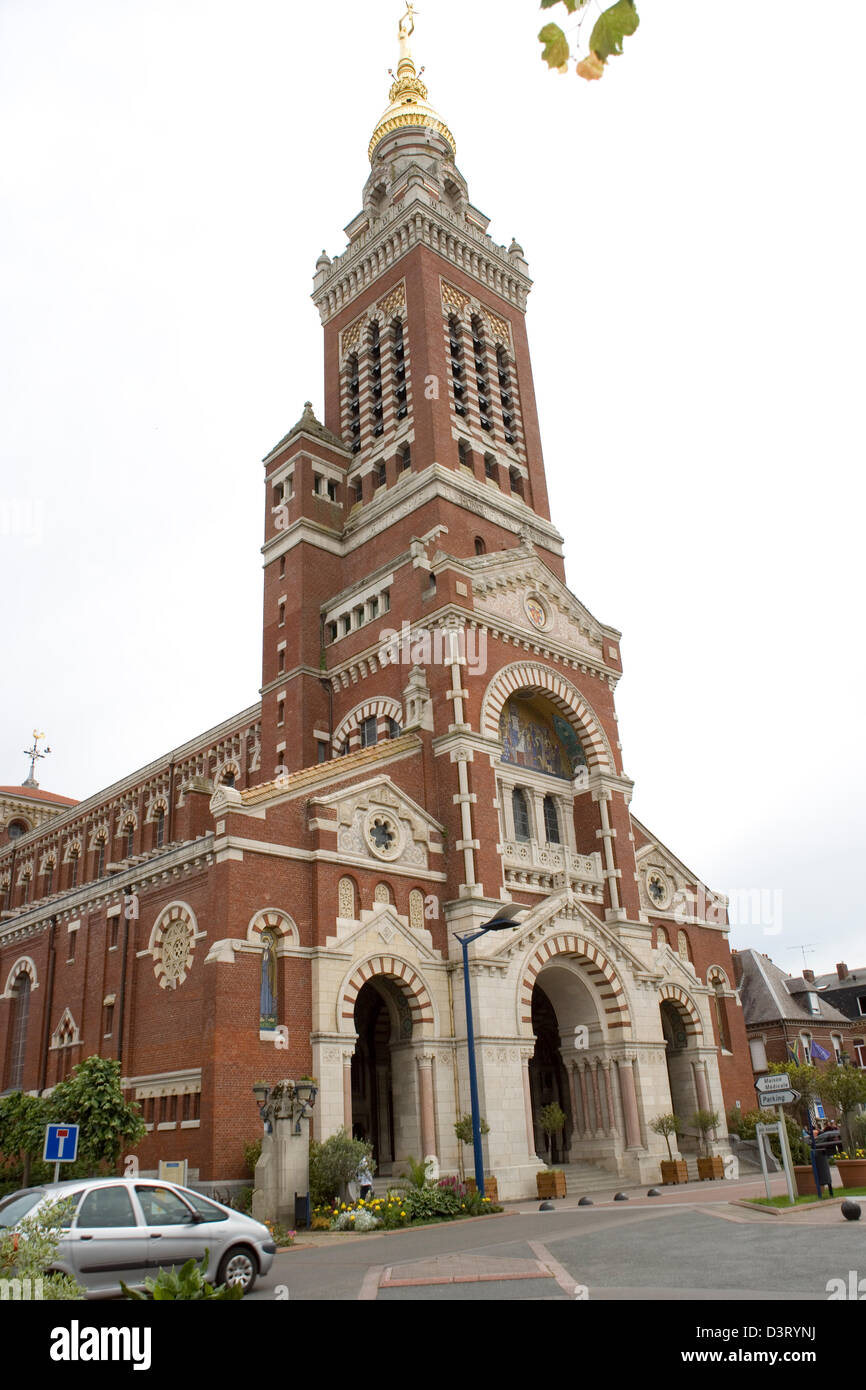 Basilique of Notre Dame in Albert France Stock Photo - Alamy
