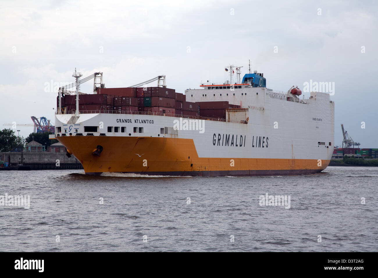 Grimaldi lines hi-res stock photography and images - Alamy