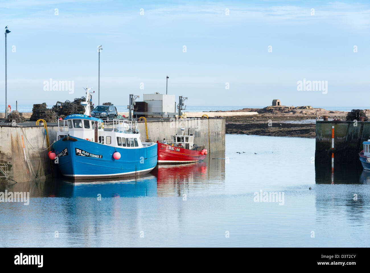 Seahouses hi-res stock photography and images - Alamy
