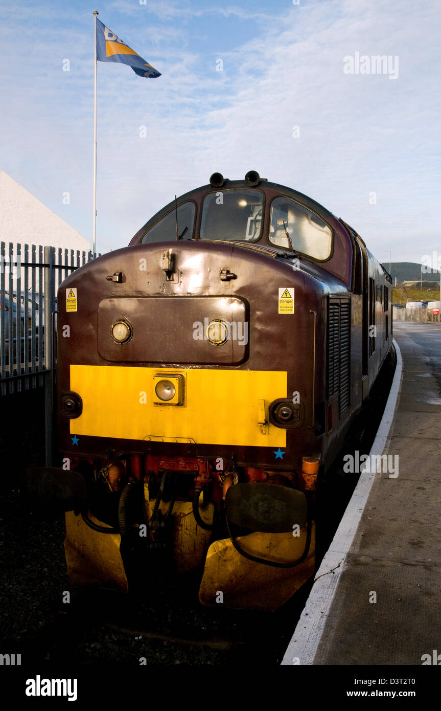 english electric type 3,class 37,37685,loch arkaig,inverness station ...
