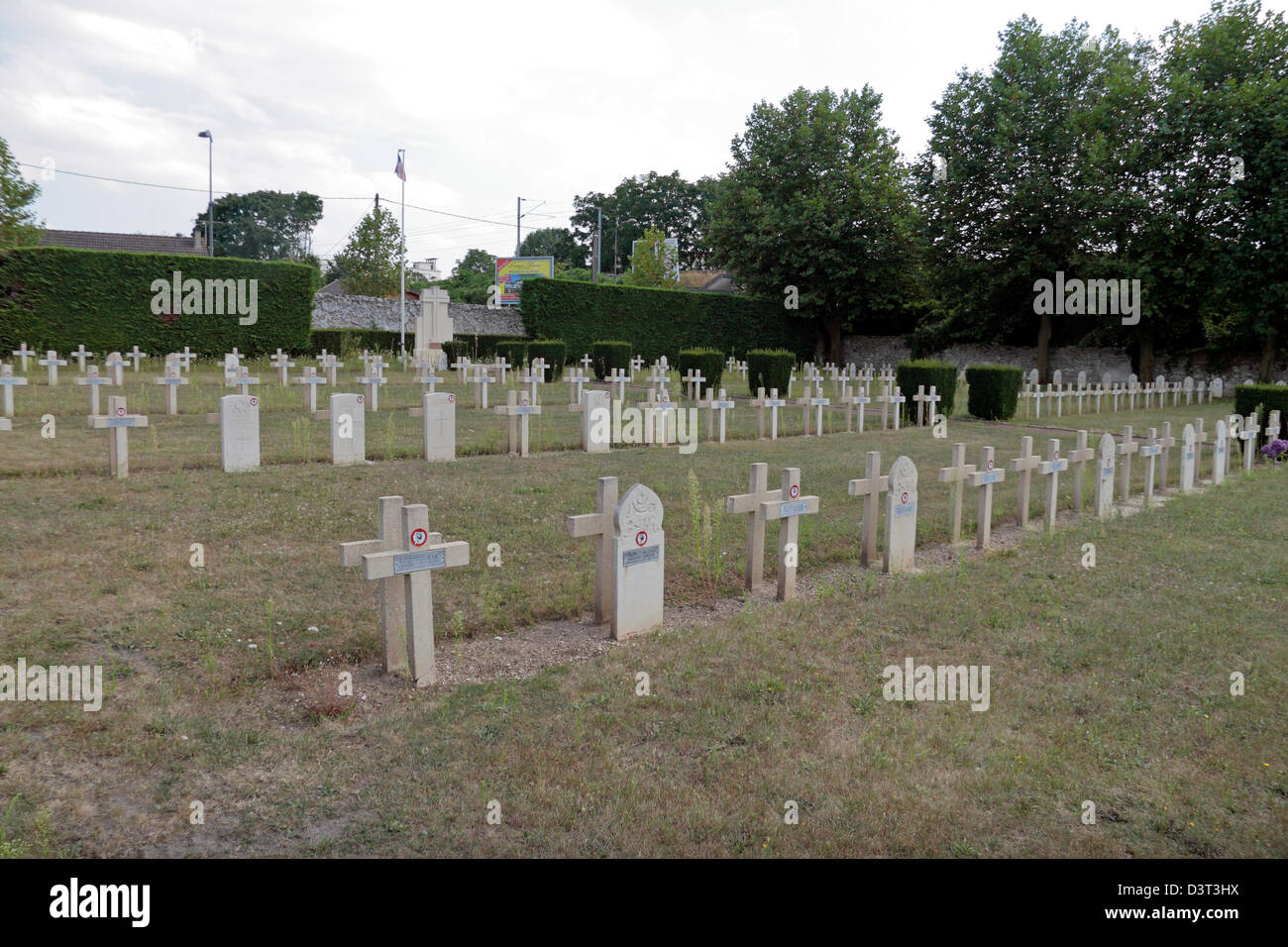 Rows of French crosses in the WWI section of the Meaux New Communal ...