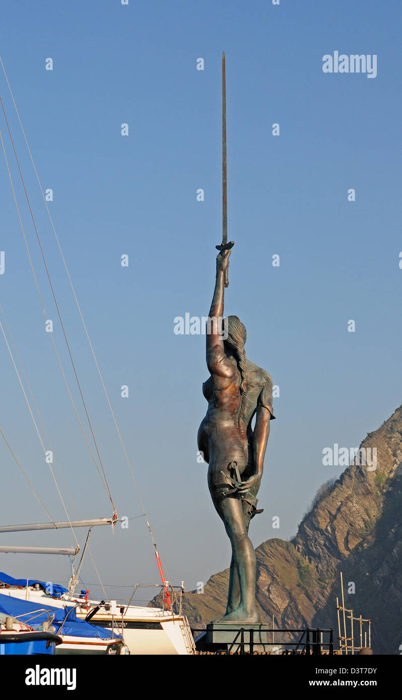 Damien hurst verity sculpture hi-res stock photography and images - Alamy