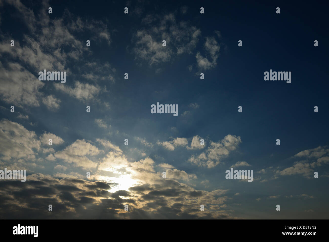 Sunrise sky skies hi-res stock photography and images - Alamy