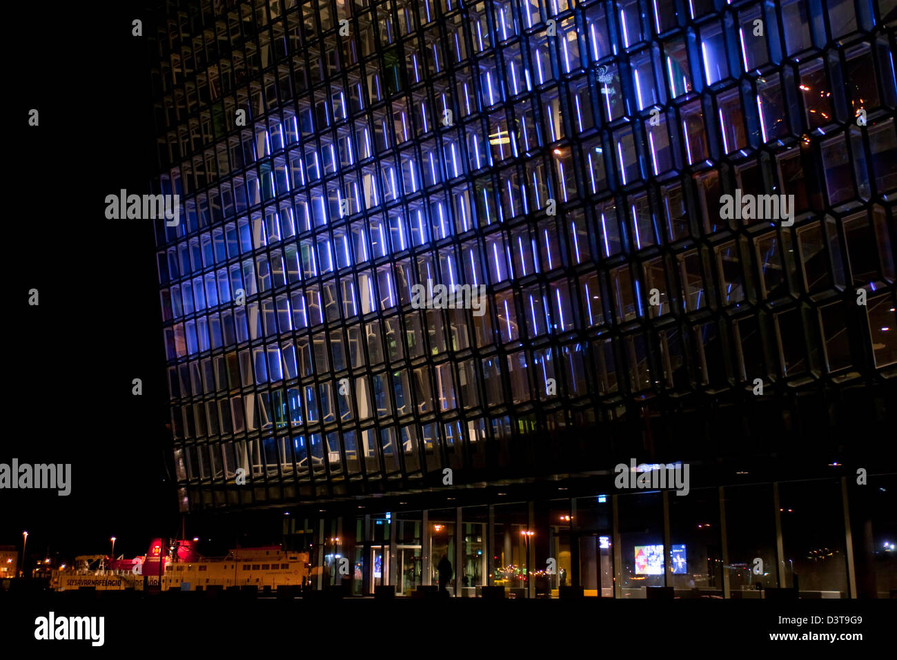 Opera house iceland hi-res stock photography and images - Alamy