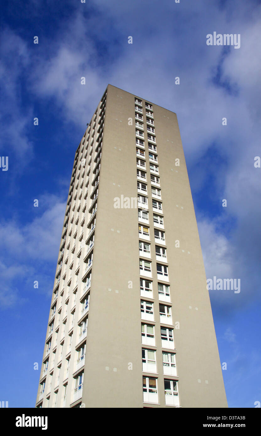 Typical high rise tower block Glasgow Stock Photo - Alamy