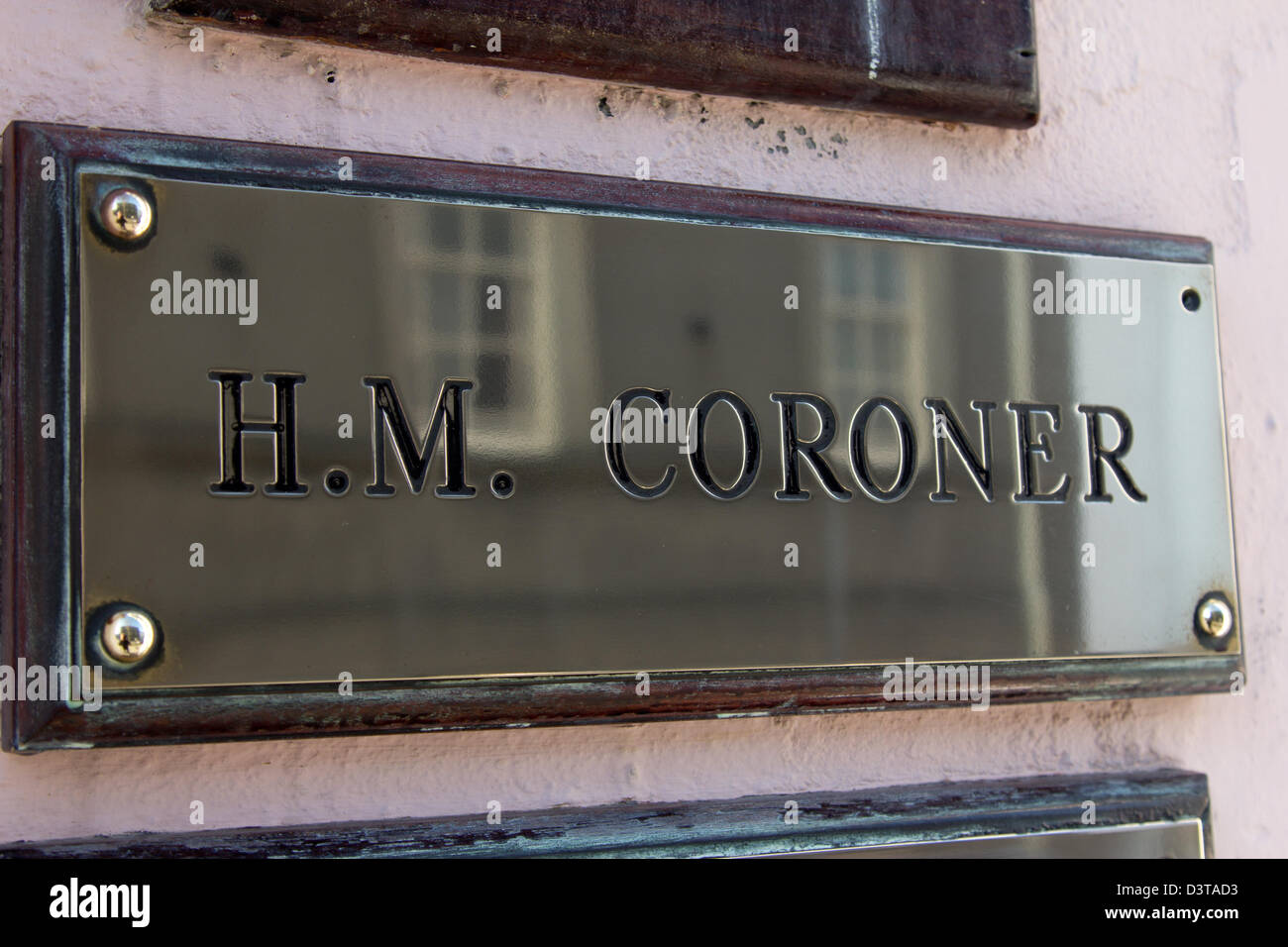 Coroner hi-res stock photography and images - Alamy