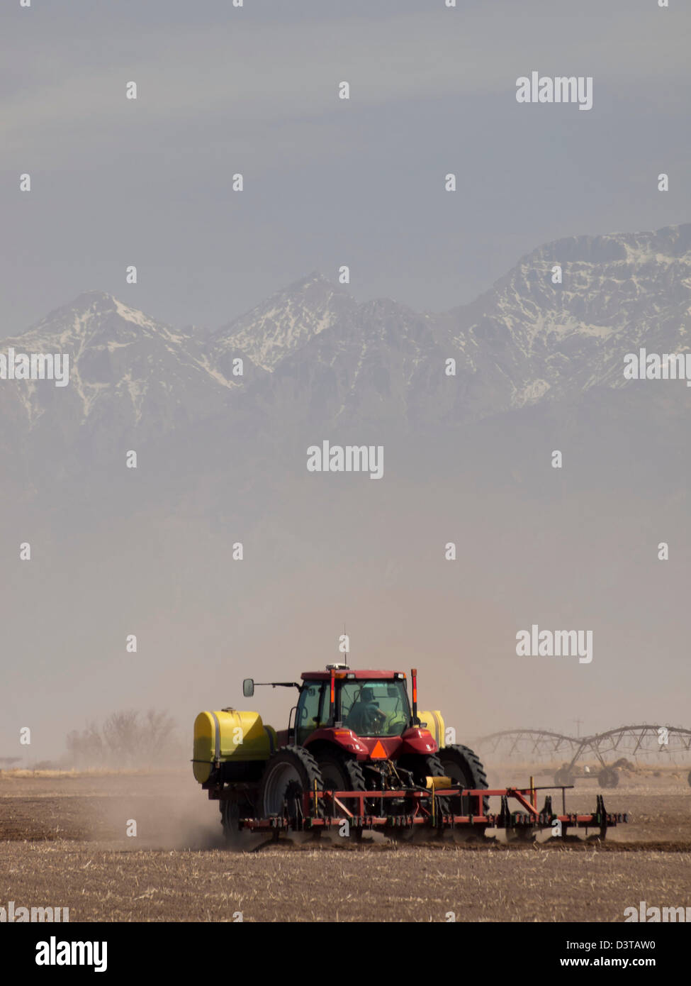 Spring plowing in sand storm near Alamosa, Colorado Stock Photo - Alamy