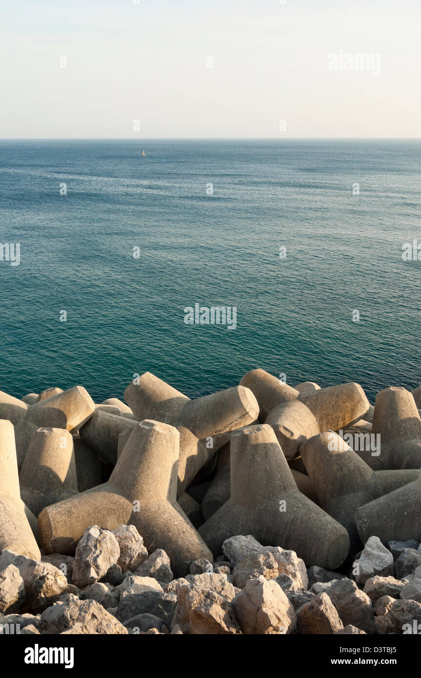 Tetrapod Concrete High Resolution Stock Photography and Images - Alamy