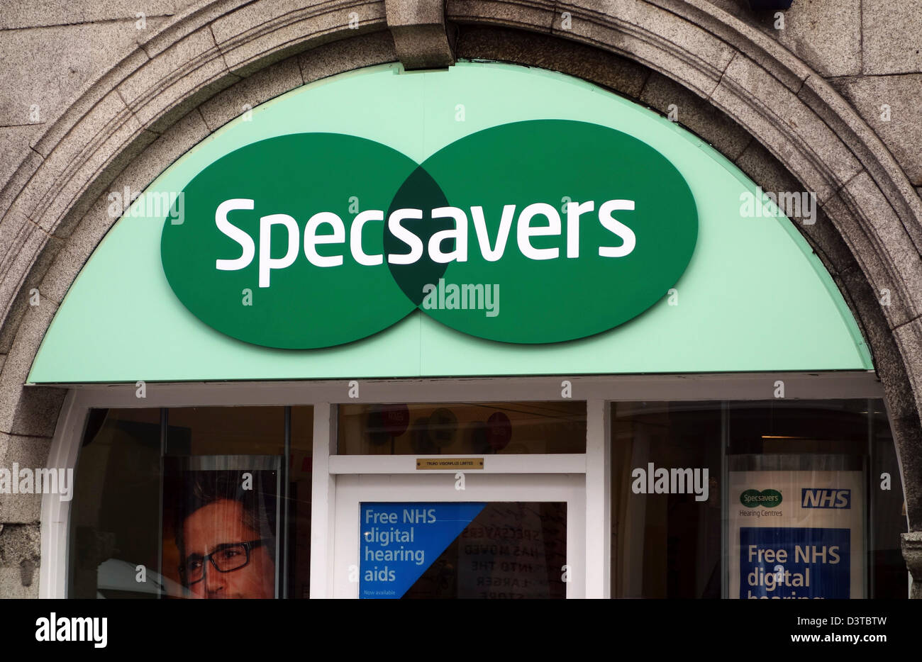 Specsavers hi-res stock photography and images - Alamy