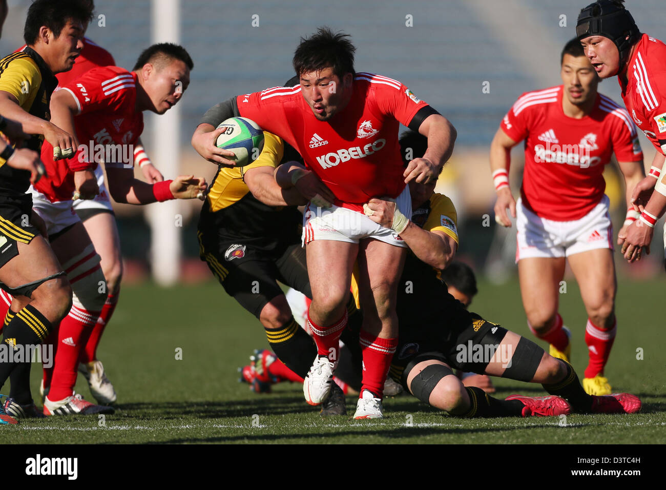 Yoshimitsu Yasue (Kobe Steel), February 24, 2013 - Rugby : The 50th ...