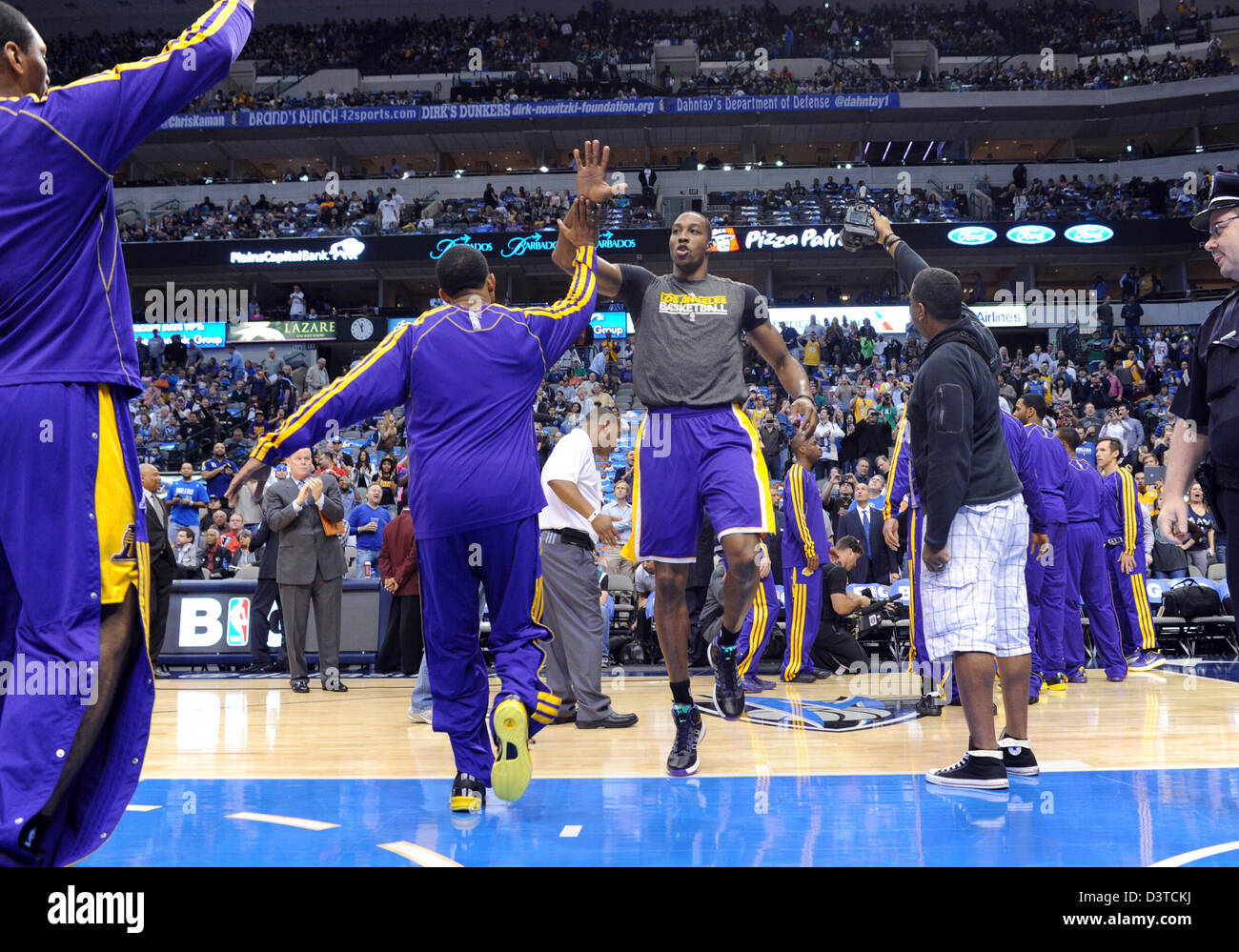 Dallas, Texas, USA. 24th Feb, 2013. Los Angeles Lakers center Dwight ...
