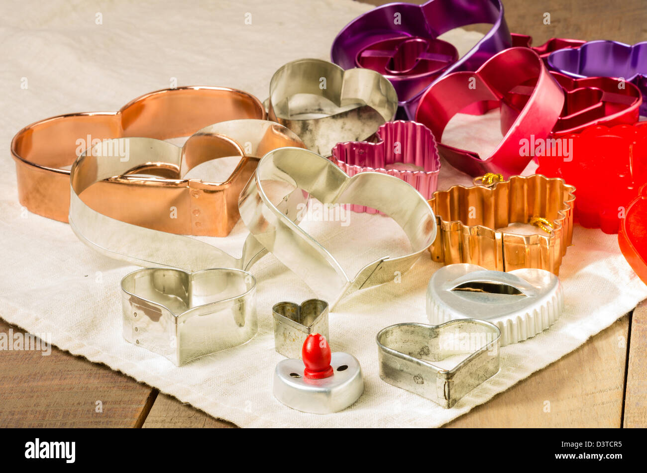 Biscuit cutters hi-res stock photography and images - Alamy