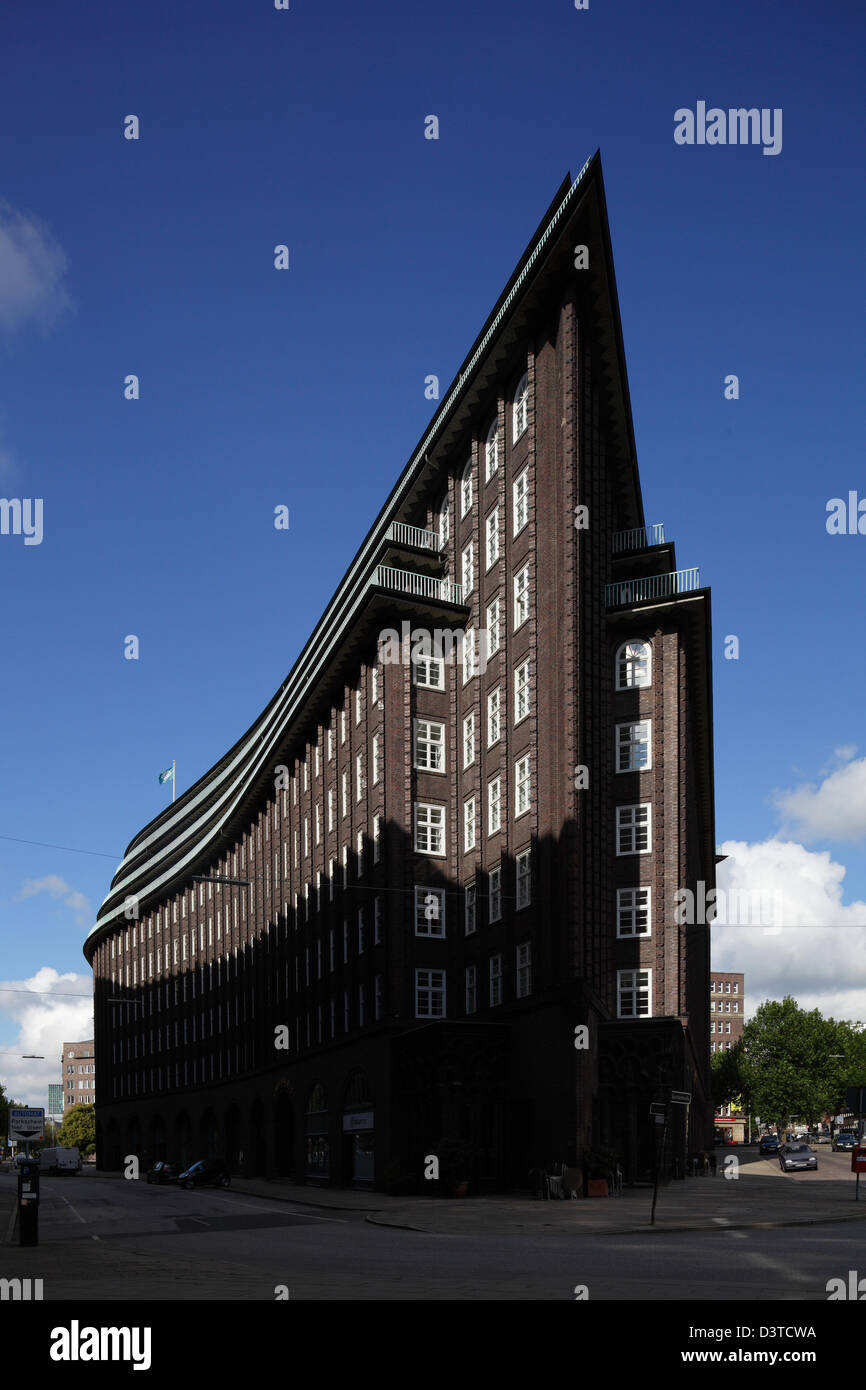 Acute angle hi-res stock photography and images - Alamy