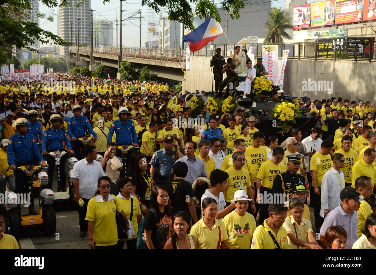Edsa revolution hi-res stock photography and images - Alamy