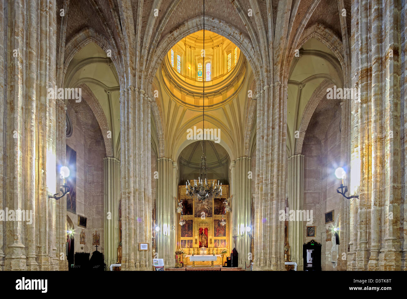 Utrera, Spain, the church of Santiago el Mayor, interior Stock Photo ...