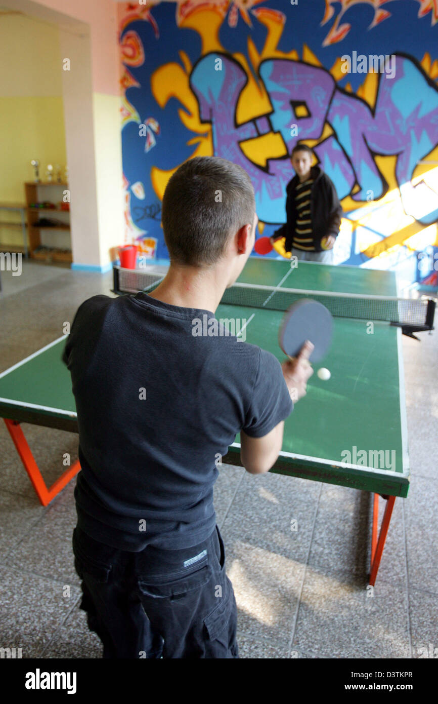 Tennis for two computer hi-res stock photography and images - Alamy