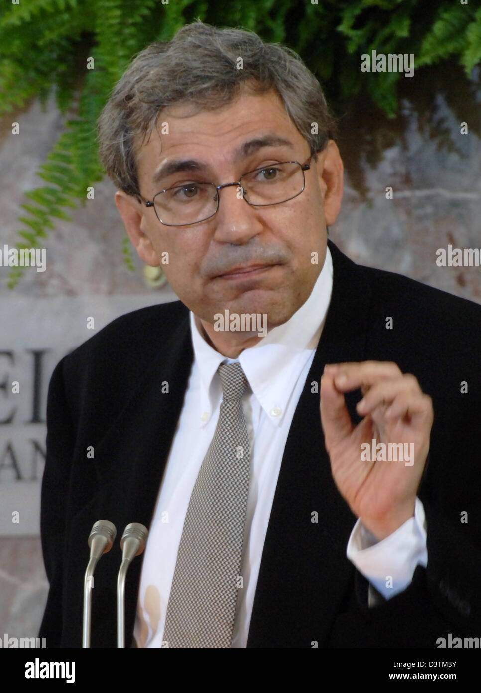 Turkish author Orhan Pamuk holds a speech at the award ceremony of the ...