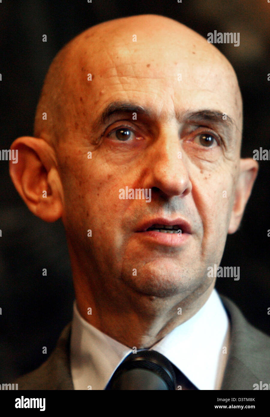 New head of Airbus, Louis Gallois, answers questions during a press ...