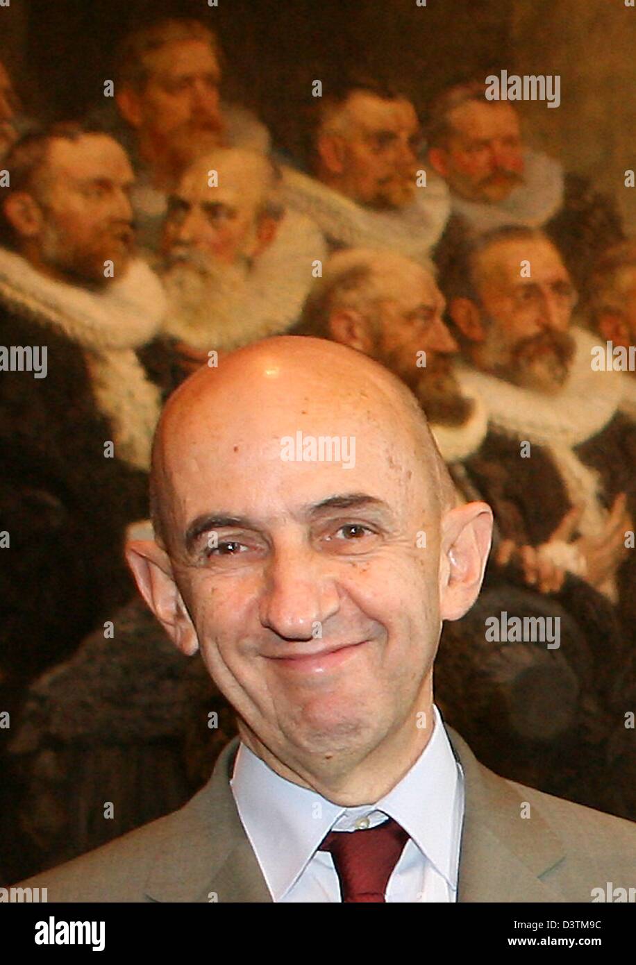 New head of Airbus, Louis Gallois, answers questions during a press ...