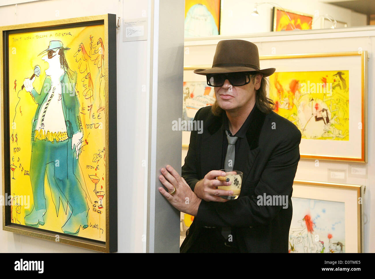 Rockstar Udo Lindenberg stands in between his works in his gallery 'Udo ...