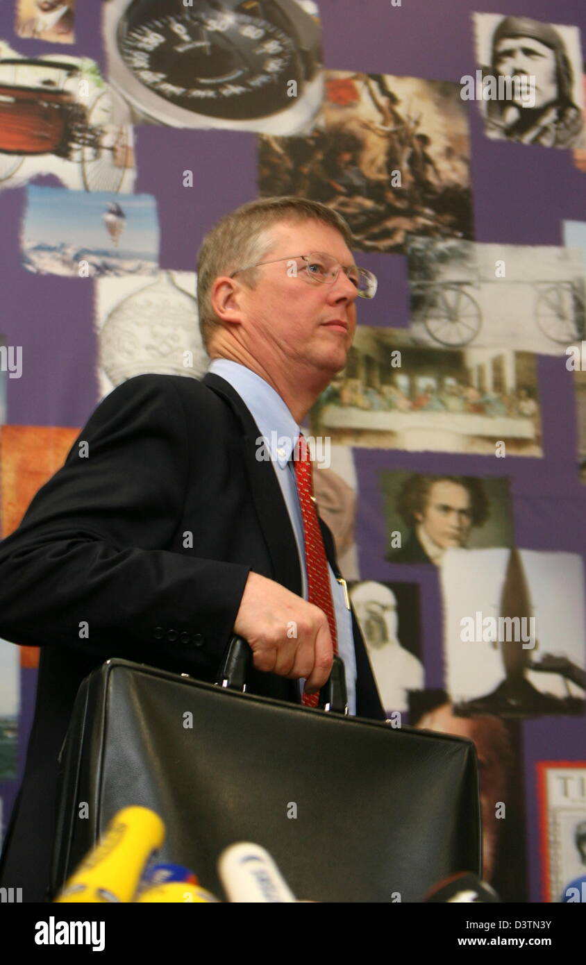 Martin prager hi-res stock photography and images - Alamy