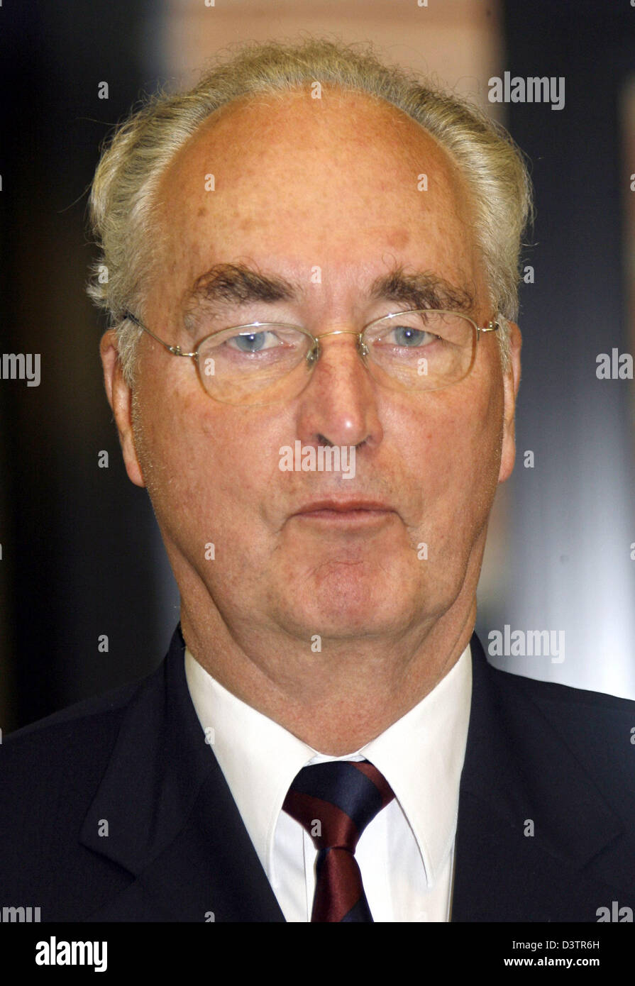 Robert koch medal hi-res stock photography and images - Alamy