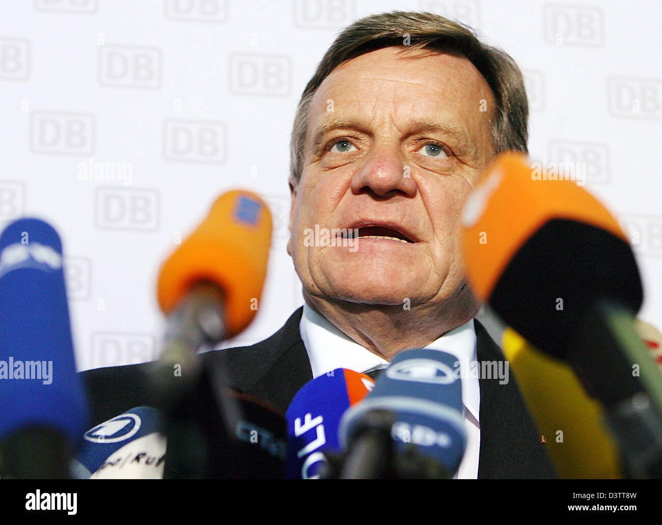 Early privatisation hi-res stock photography and images - Alamy