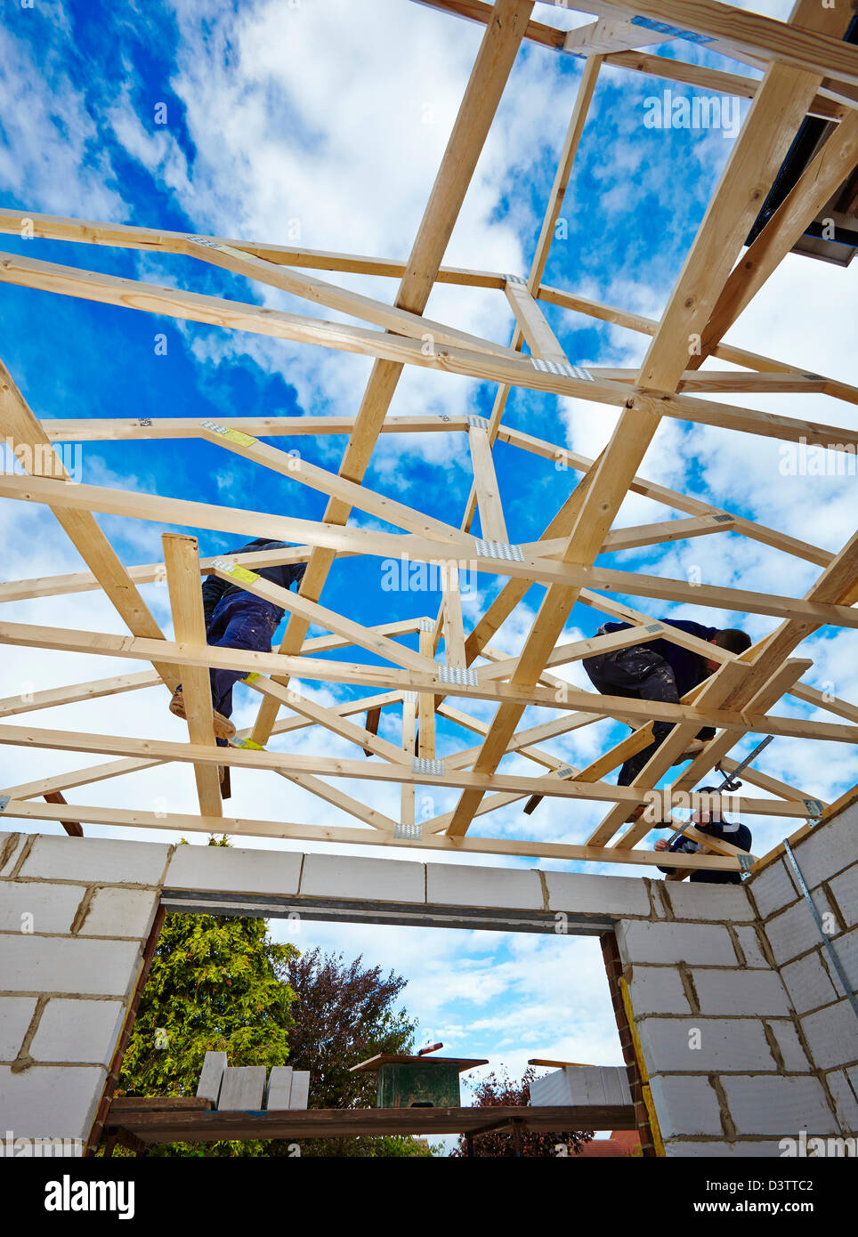 New build homes insulation hi-res stock photography and images - Alamy